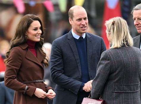 Body Language Expert Says Kate Middleton Displays Same Behaviors As