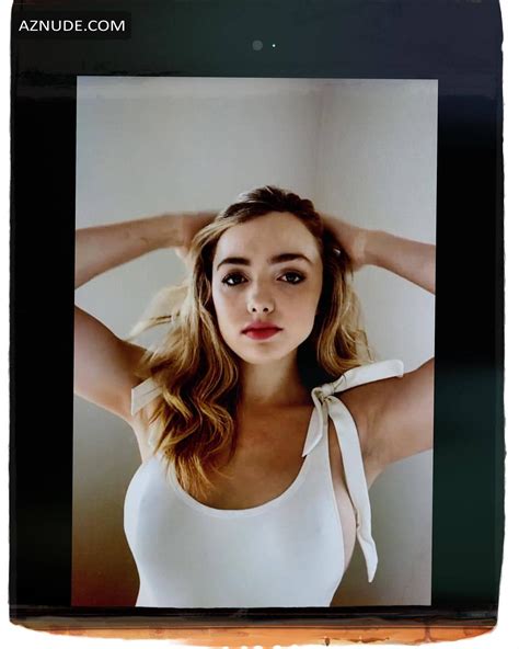 Peyton List Roi Looks Gorgeous Posing Braless For The New Facetime