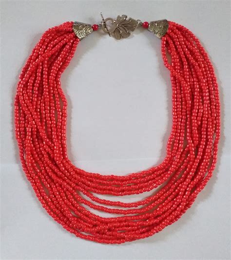 Українські сувеніри та подарунки у Франції Facebook