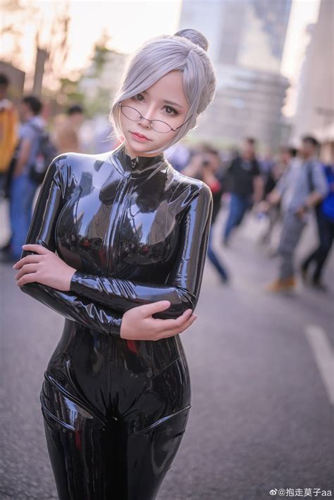 抱走莫子aa Meiko Shiraki