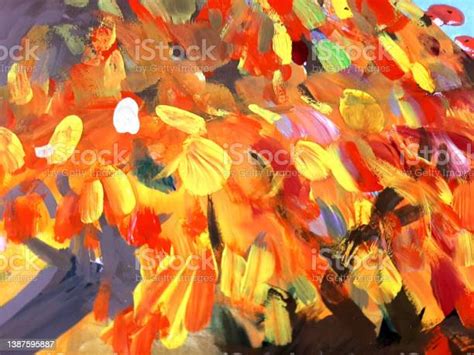 브러시 베이스에 여러 가지 색상의 페인트 얼룩이 묻어 있습니다 옐로우 레드 오렌지 0명에 대한 스톡 사진 및 기타 이미지 0명 노랑 다중 색상 Istock