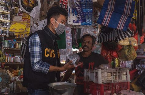 Gelar Sosialisasi Bea Cukai Ajak Masyarakat Gempur Rokok Ilegal