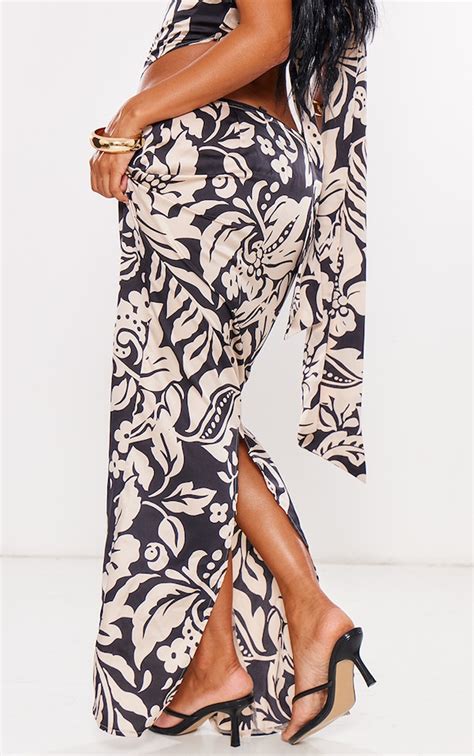 Black Floral Satin Maxi Skirt Co Ords Prettylittlething
