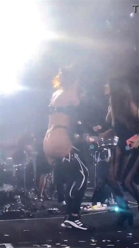 Que Maravilha De Bunda