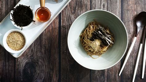 진짜 쉬운 한그릇 국수요리 들기름막국수 ♥