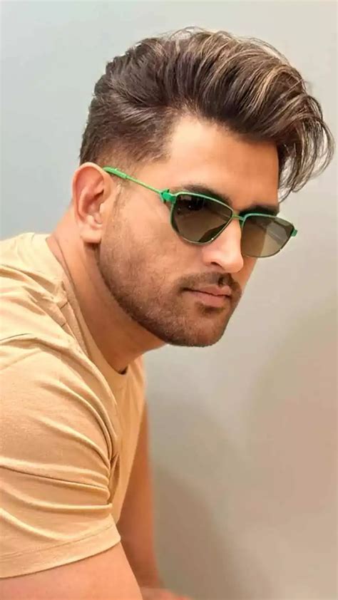 Dhoni New Haircut Ms Dhoni New Hairstyle Look Pics Goes Viral On