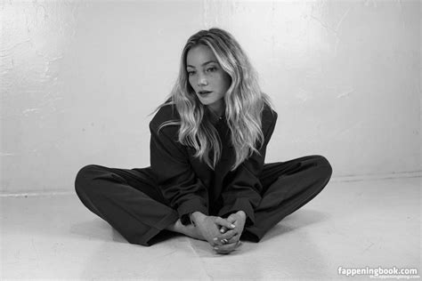 Clara Paget Nude The Fappening Photo 1379027 Fappeningbook