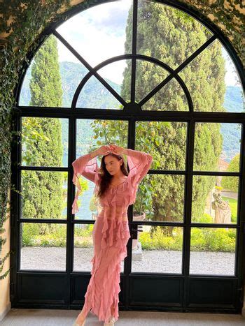 Lilys Art Onlyfans Free Trial Photos Socials Fansmetrics Com