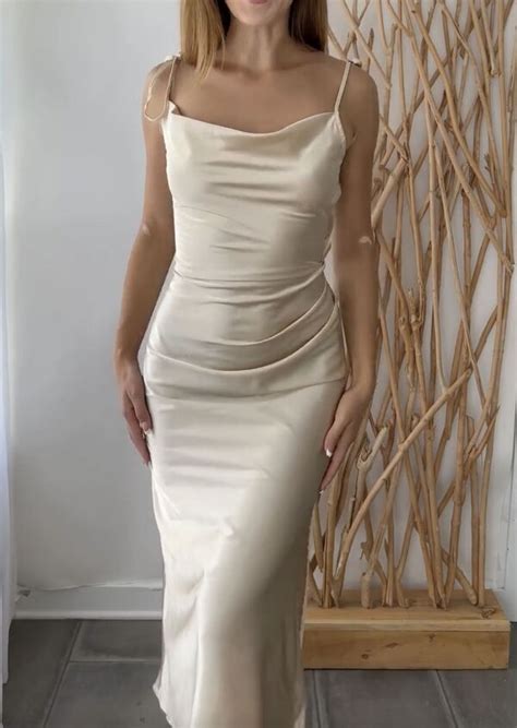 No Sew Hack For When Your Dress Is Too Big Upstyle