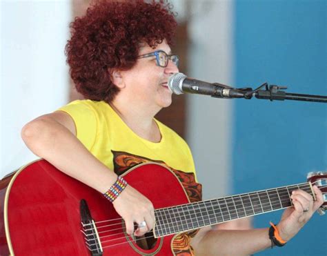 Cantora Maranhense Está De Passagem Musical Por Marabá Correio De Carajás
