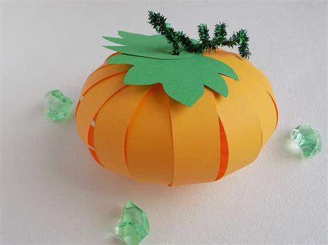 Обємні вироби та аплікації з кольрового паперу на тему весни Моє домашнє натхнення