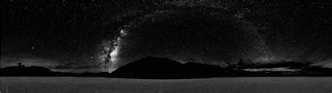 배경 화면 단색화 밤 자연 월광 분위기 천문학 오로라 빛 별 어둠 3840x1080 Px 검정색과 흰색 흑백 사진 천체 3840x1080