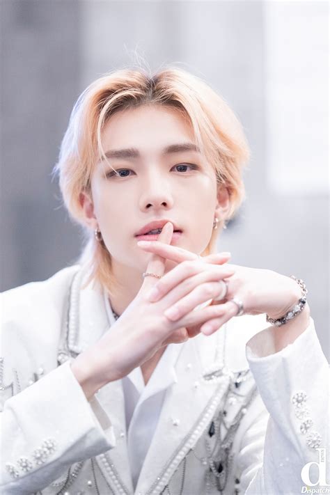 [hⓓ포토] “순간이 화보다” ㅣ ‘스트레이키즈 현진 디스패치 뉴스는 팩트다