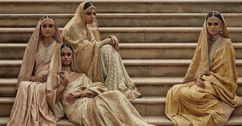 Best Textile Saris By Indian Fashion Designers Style