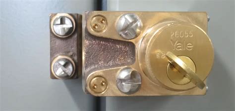 How To Remove Door Lock Cylinder Without Key Easy Ideas