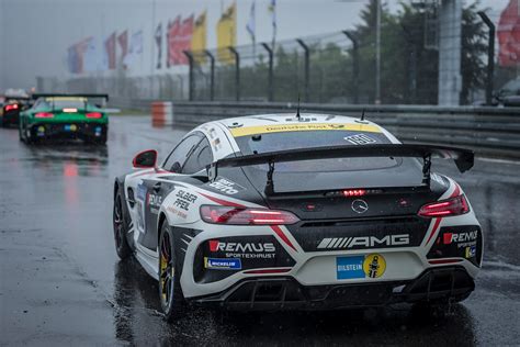 Worlds Wildest Race The 24 Hours Nürburgring In A Mercedes Amg Gt4