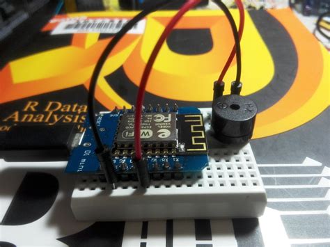 小狐狸事務所 MicroPython on ESP 十六 蜂鳴器測試