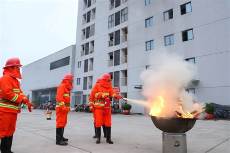 渝丰开展2021年度消防应急演练 新闻动态 智能电缆 百年长寿命电线 渝丰科技股份有限公司【官网】