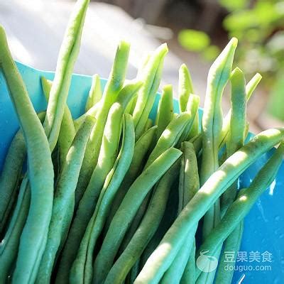 排骨扁豆燜面的做法 每日頭條