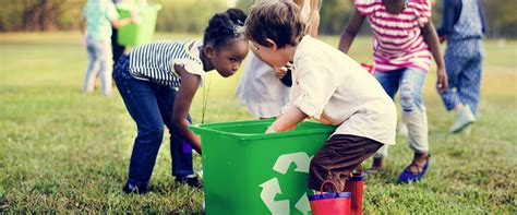 Jogo Da Reciclagem Set Bal Em Bom Ambiente