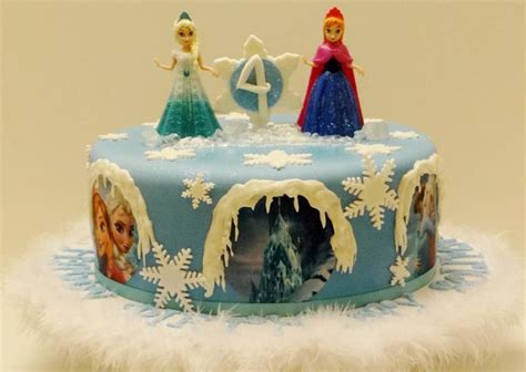 Cantiknya 22 Kue Ulang Tahun Frozen Ini Bikin Putri Kamu Enggan Memakannya