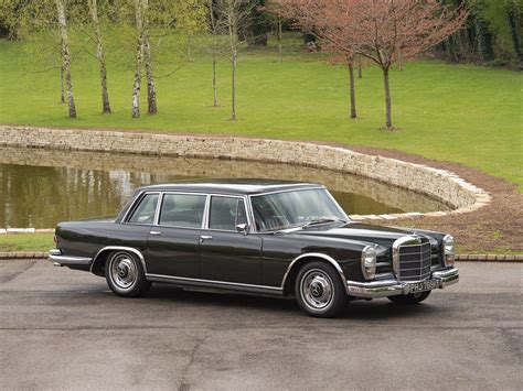 The Timeless Elegance of the Mercedes-Benz 600 | by Adedamola Adebayo ...