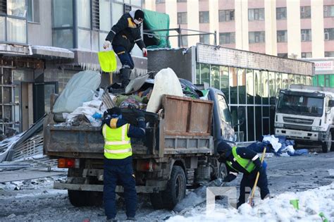 ФОТО Гал түймэрт өртсөн нийтийн эзэмшлийн талбай болон объектуудыг цэвэрлэж байна