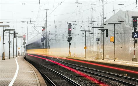 배경 화면 차량 장시간 노출 기차역 가벼운 산책로 수송 기관차 전기 선로 레인 대중 교통 철도 운송 고속철도 1920x1200 Netkcidwow
