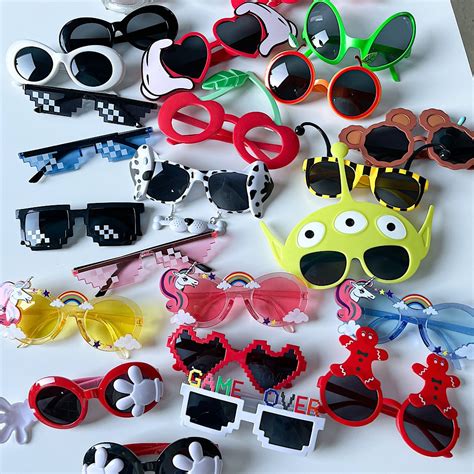 인싸템 인싸 픽셀 8비트 선글라스 틱톡 생일파티 사진 촬영용 선글라스 24종