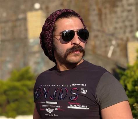 تصاویر زندگی شخصی پویا حاجی رضا بازیگر نقش احتشام در سریال گیلدخت