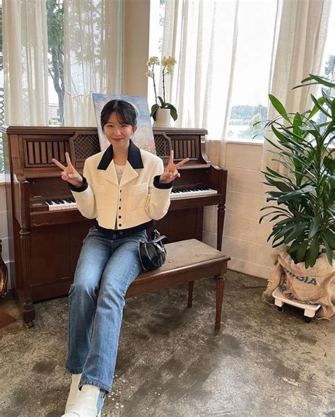 Yoon Gai 윤가이 Hancinema