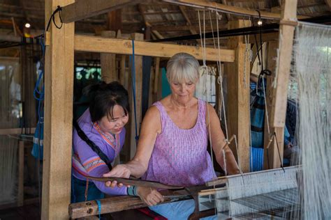 Silk Weaving Class