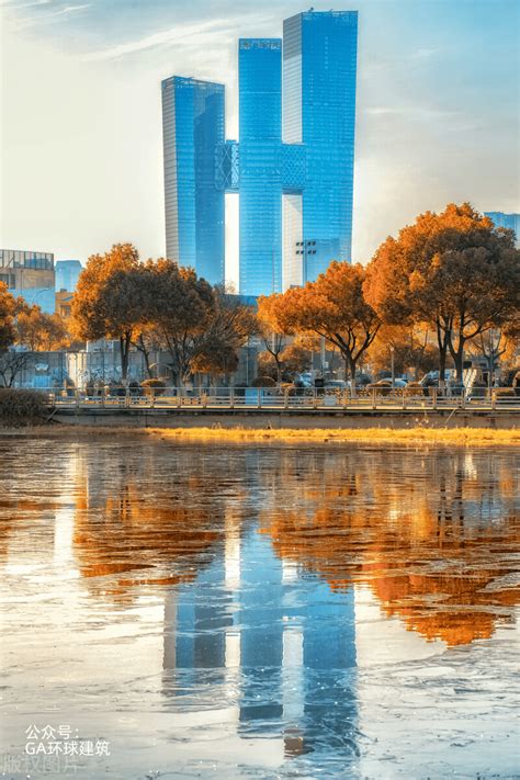 全球最高的三塔连体建筑——南京金鹰世界，造型极具雕塑感设计城市