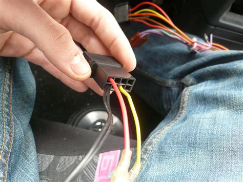 Problème branchement autoradio Audio Forum Auto