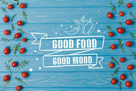 상위 Arugula와 체리 토마토의 파란 테이블에 보기 좋은 음식 좋은 분위기 레터링 0명에 대한 스톡 사진 및 기타 이미지 0명 건강한 식생활 날것 Istock