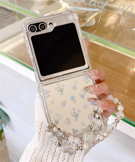 실버 비즈 스트랩 미러 거울 갤럭시 Z플립6 Z플립5 Z플립4 플라워 실리콘 투명 범퍼 Z플립3 제트플립6 제트플립5 제트플립4 제트플립3 지플립6 지플립5 지플립4 예쁜