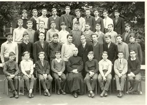 Photo De Classe Classe De 3ième De 1964 Lycée Industriel Et Commercial