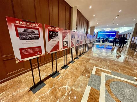 在广东这个研讨会上，除了宋楚瑜，还有他们亮起了粤台合作“金点子”交流大陆两岸
