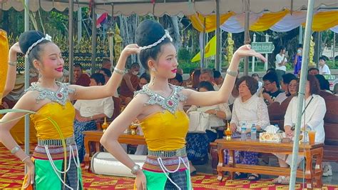 ชมรมนาฏศิลป์ โรงเรียนนาดูนประชาสรรพ์