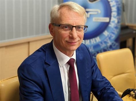 Премиерът обеща бюджет с 3 дефицит и 12 увеличение на пенсиите от 1 юли Дебати