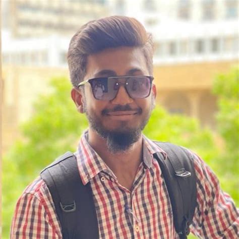 Muzammil Hussain Graphic Designer 3 Star Solution Linkedin