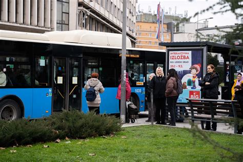 Повратак на редовну трасу линија 10 42 НК и 55 НК Градске инфо