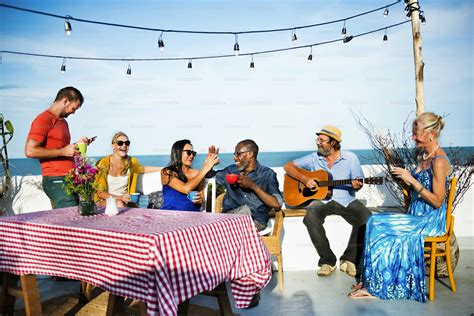 함께 사람들의 그룹 개념 사진 Unsplash의 바닷가 이미지