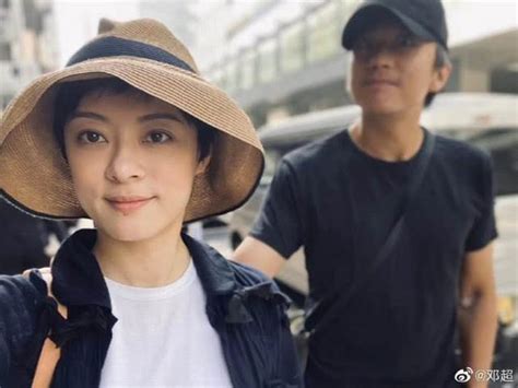 孫儷同框鄧超參加婚禮 甜笑罕秀鴿子蛋大鑽戒超搶鏡 娛樂 中時新聞網