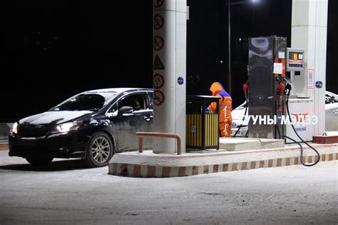 ФОТО Нийслэлчүүд шатахуунд дугаарласан хэвээрээ байна