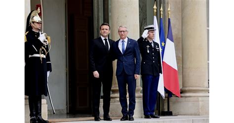 Денков пред Макрон Българското правителство ще продължи да подкрепя Украйна Видео