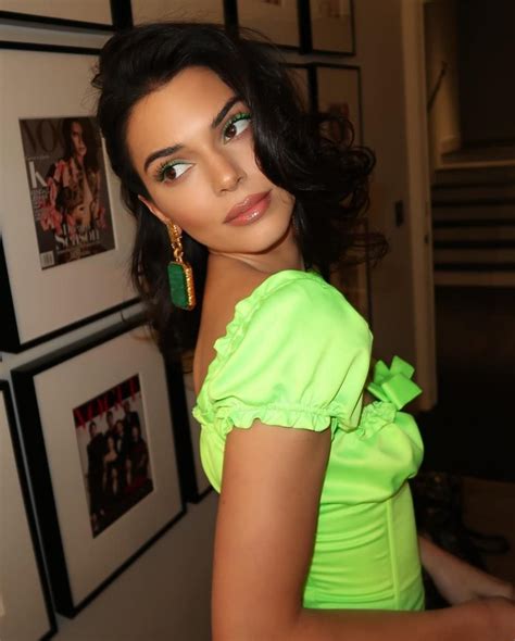 Kendall Jenner Sexy Hot Pics Thefappening