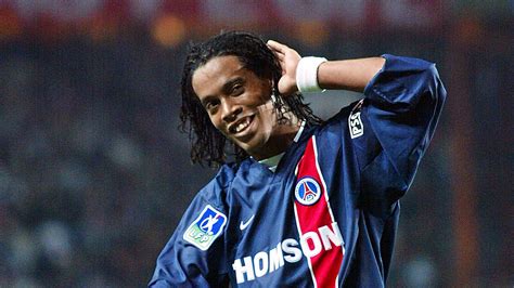 Raï Meilleur Joueur Du Psg Devant Susic Et Ronaldinho De La