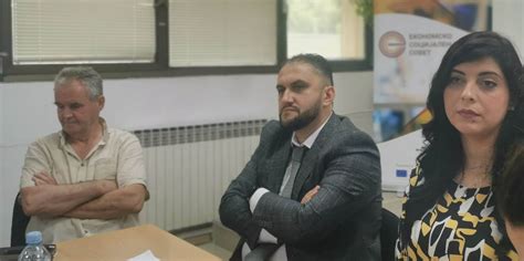 Директорот на Центарот за социјални работи се сретна со граѓанскиот сектор Text Mk