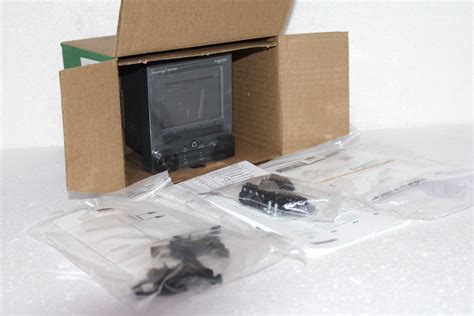 Schneider Electric Metseion7400 Powerlogic Ion7400 Panel Mount Utility